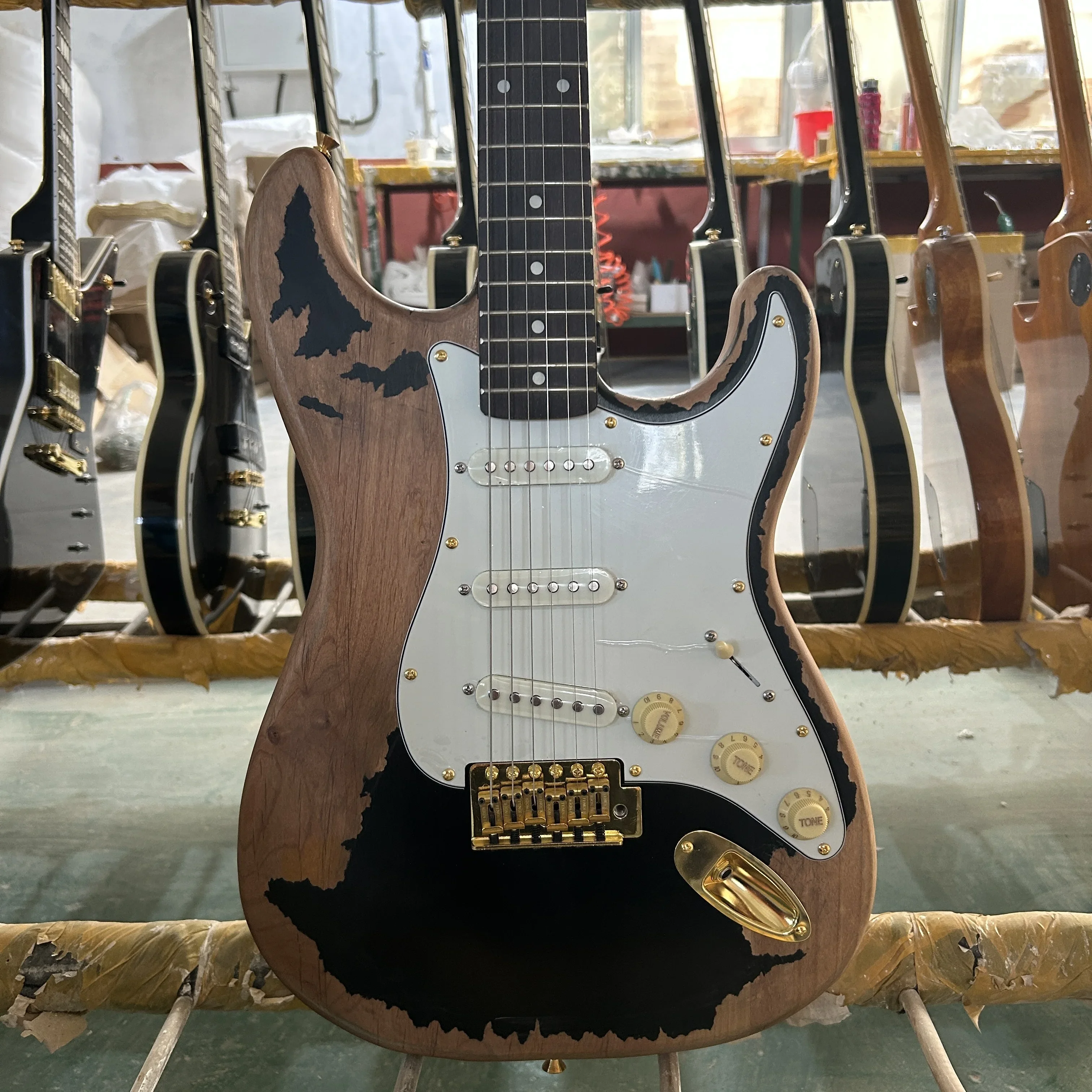 Relic-ST-Electric-Guitar-Alder-Body-Black-Color-Rosewood-Fretboard ...