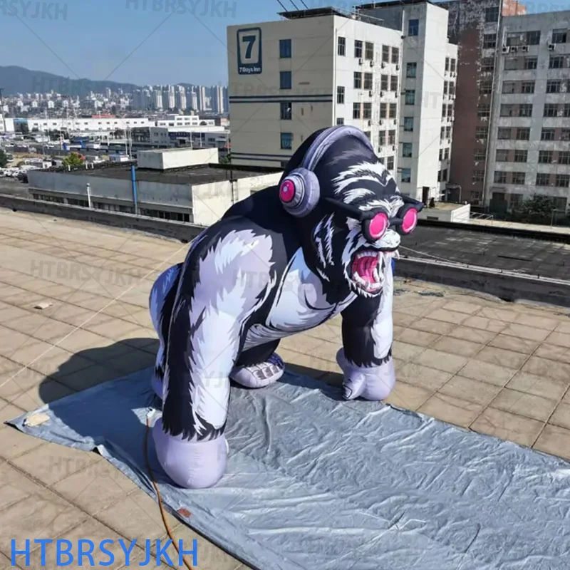 Giant-inflatable-gorillas-gorillas-with-headphones-music-festival ...