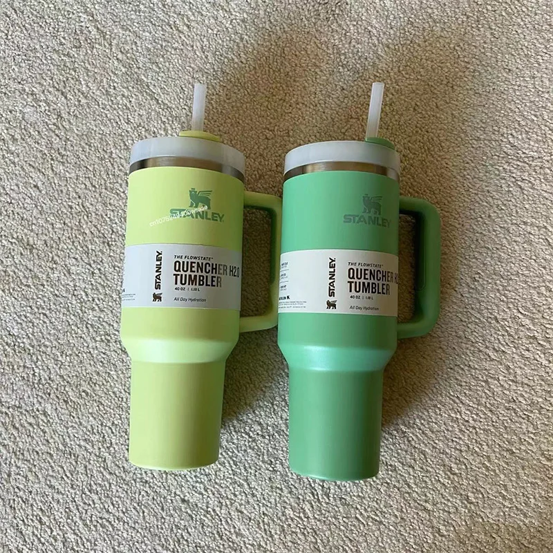 빨대 뚜껑이 있는 손잡이가 있는 오리지널 스탠리 텀블러 스테인레스 스틸 진공 단열 자동차 머그잔 열 아이스 여행 컵