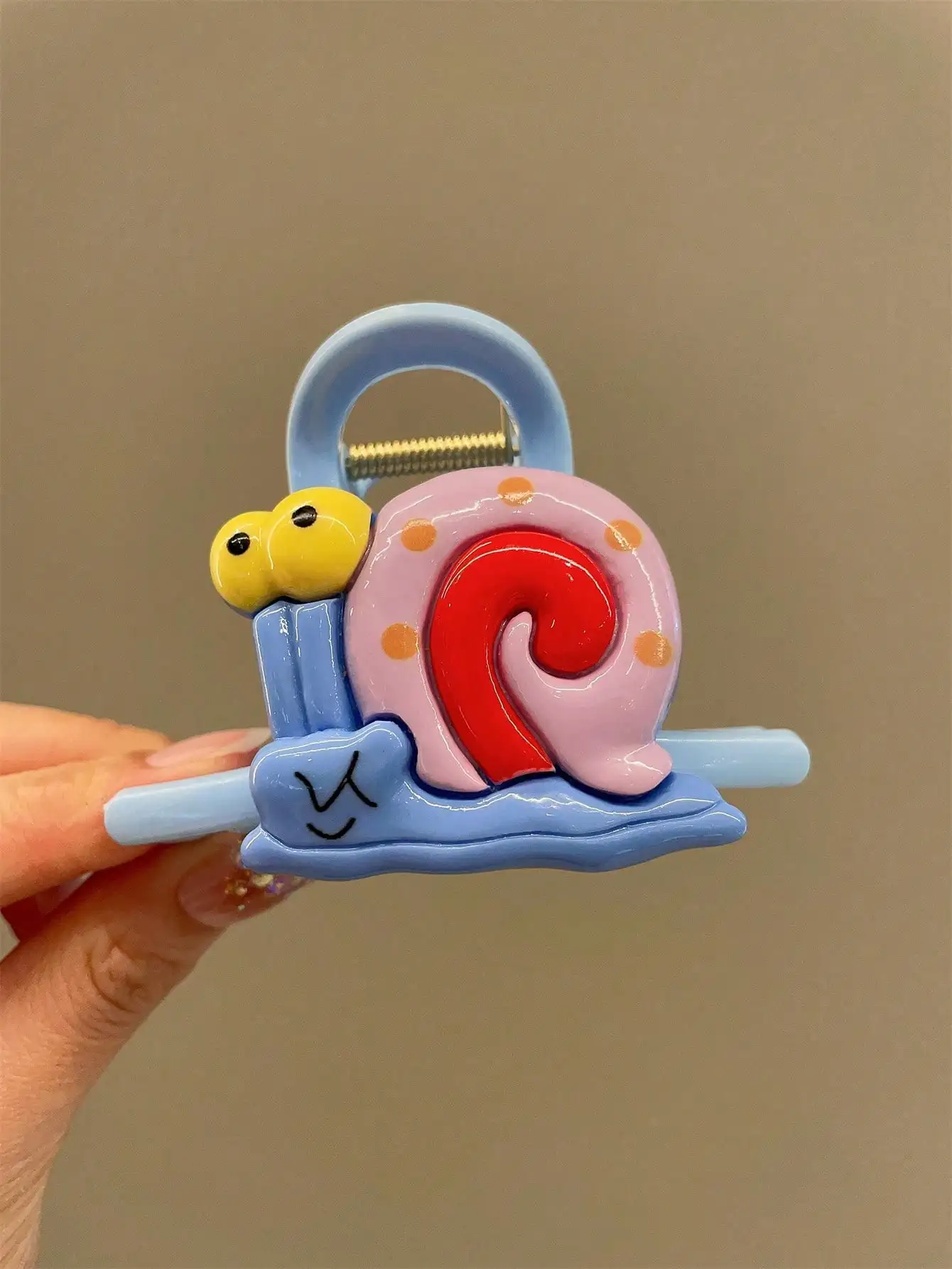 1-snail-hair-claw-lady-cartoon-cute-claw-clip-back-of-head-shark-clip ...