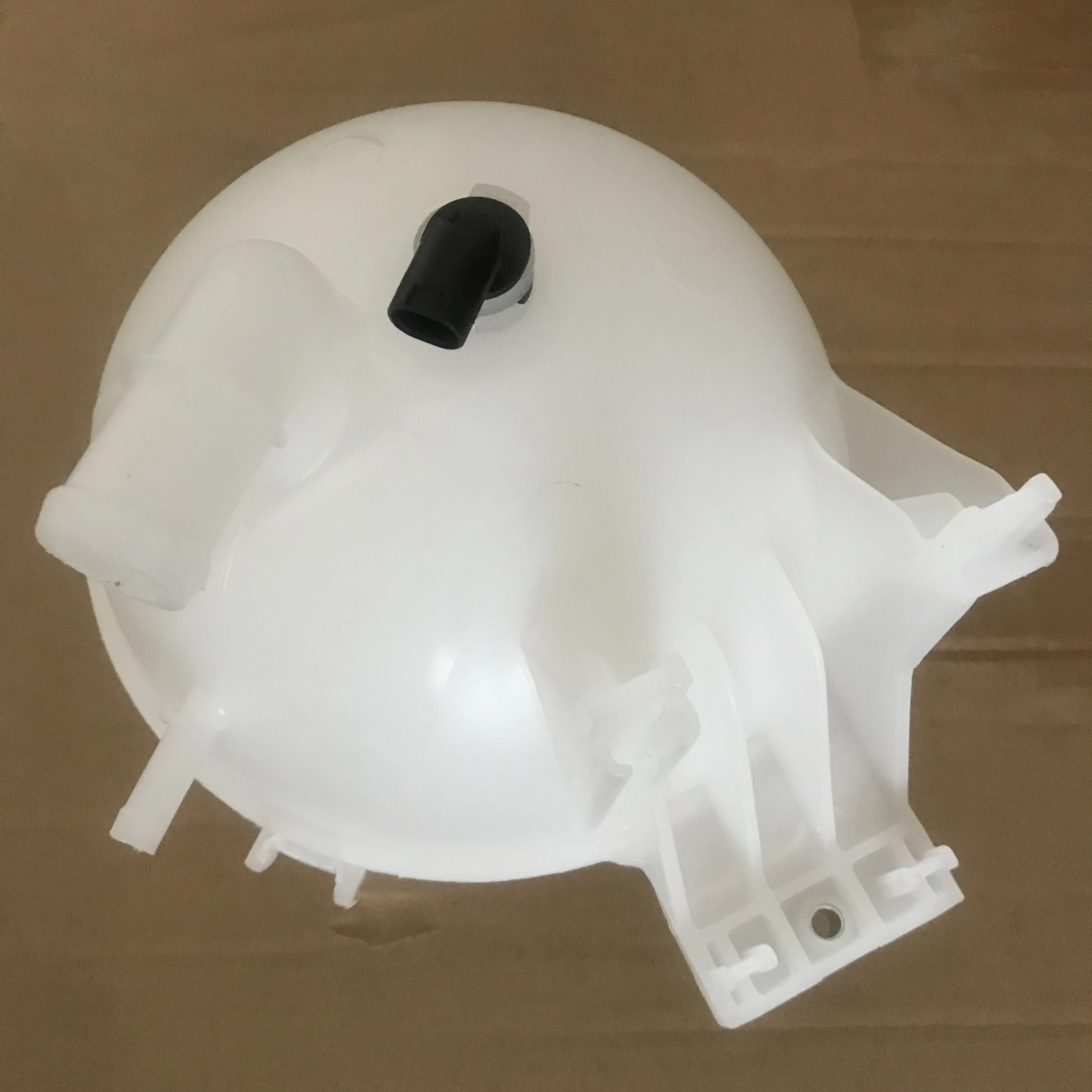 For V2 Mercedes Vito W639 Coolant Reservoir A6395010503 6395010503 ...