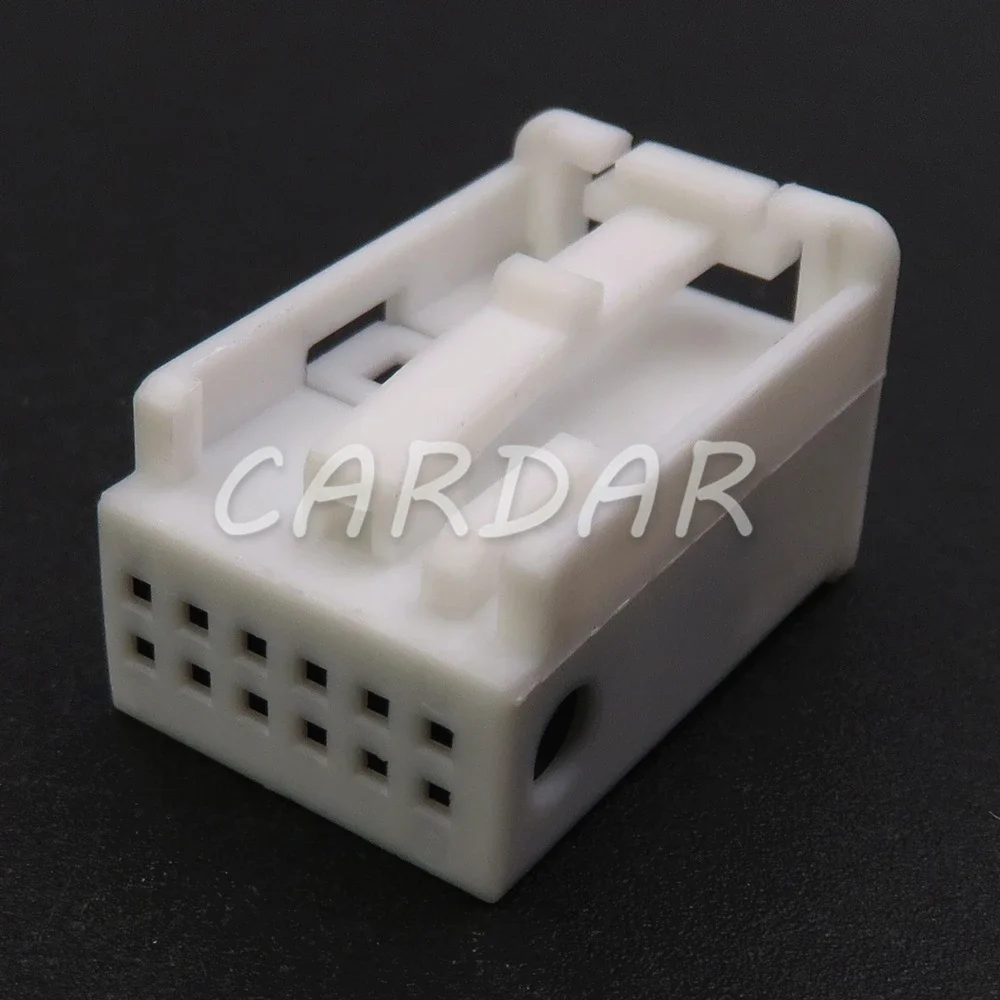 1-Set-12-Pin-0-7-Series-0-1394048-1-3B7035447-2-1355524-3-Auto-Back.jpg
