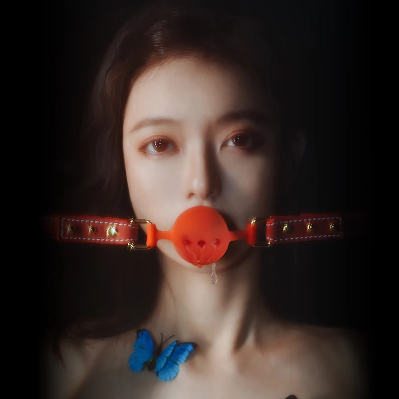 Detachable-Ball-Gag-Silicone-Bdsm-Collar-Bowknot-Cute-Choker-Woman-Sexy-Toy-Red-Black-Open-Mouth.jpg