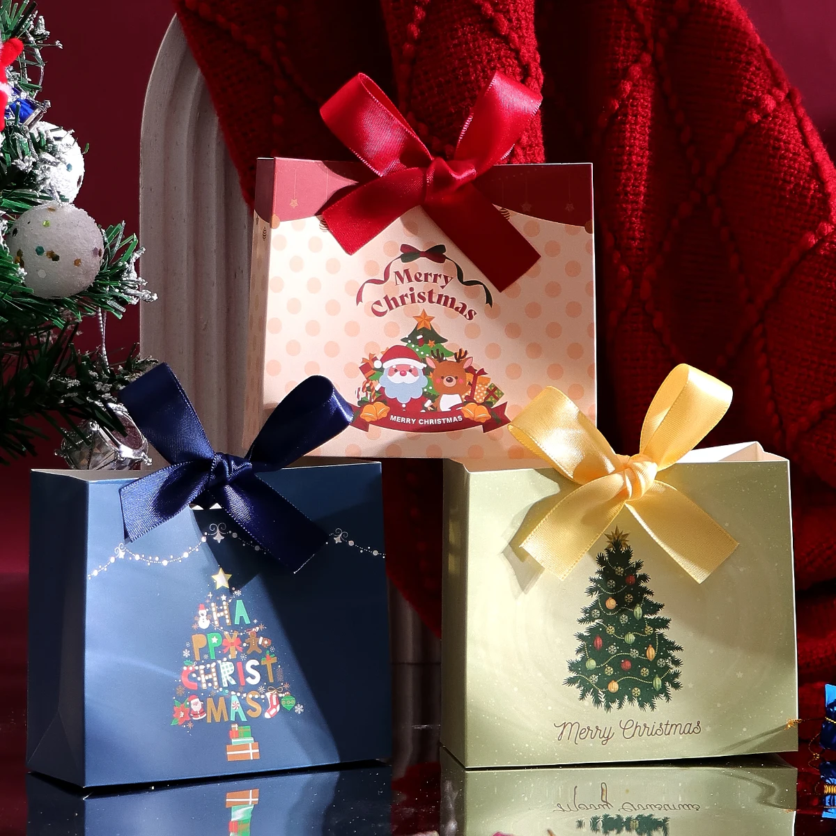 Pack of 10 Festive Christmas Mini Gift Bags with Ribbons - Colorful ...