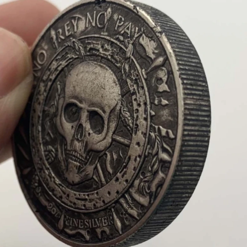 1PC-Wandering-Coin-Pirate-Skull-Commemorative-Collection-Coin-Craft ...