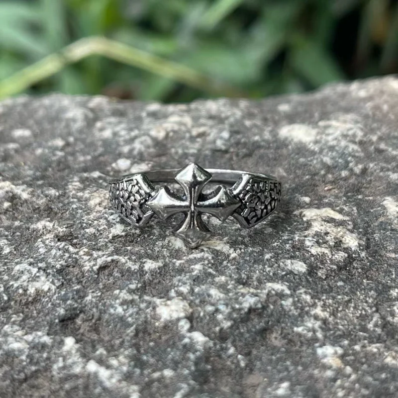 Retro-Style-Men-s-and-Women-s-Fashionable-Personality-Cross-Ring-Party ...