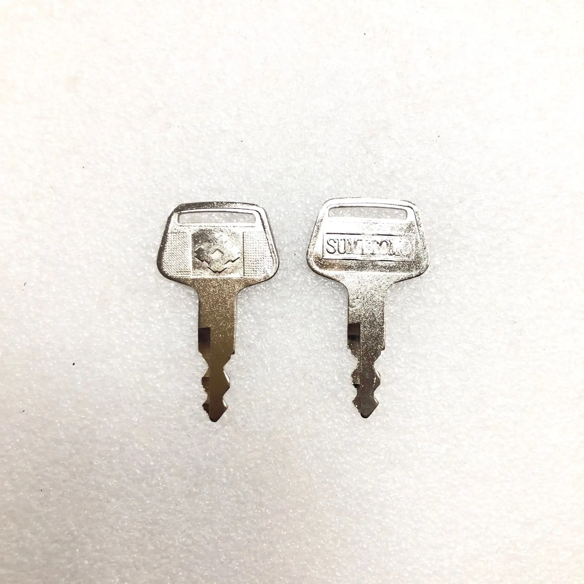 2PCS-S450-Ignition-Key-for-Sumitomo-Excavator-SH200A1-SH200A2-SH200A3 ...