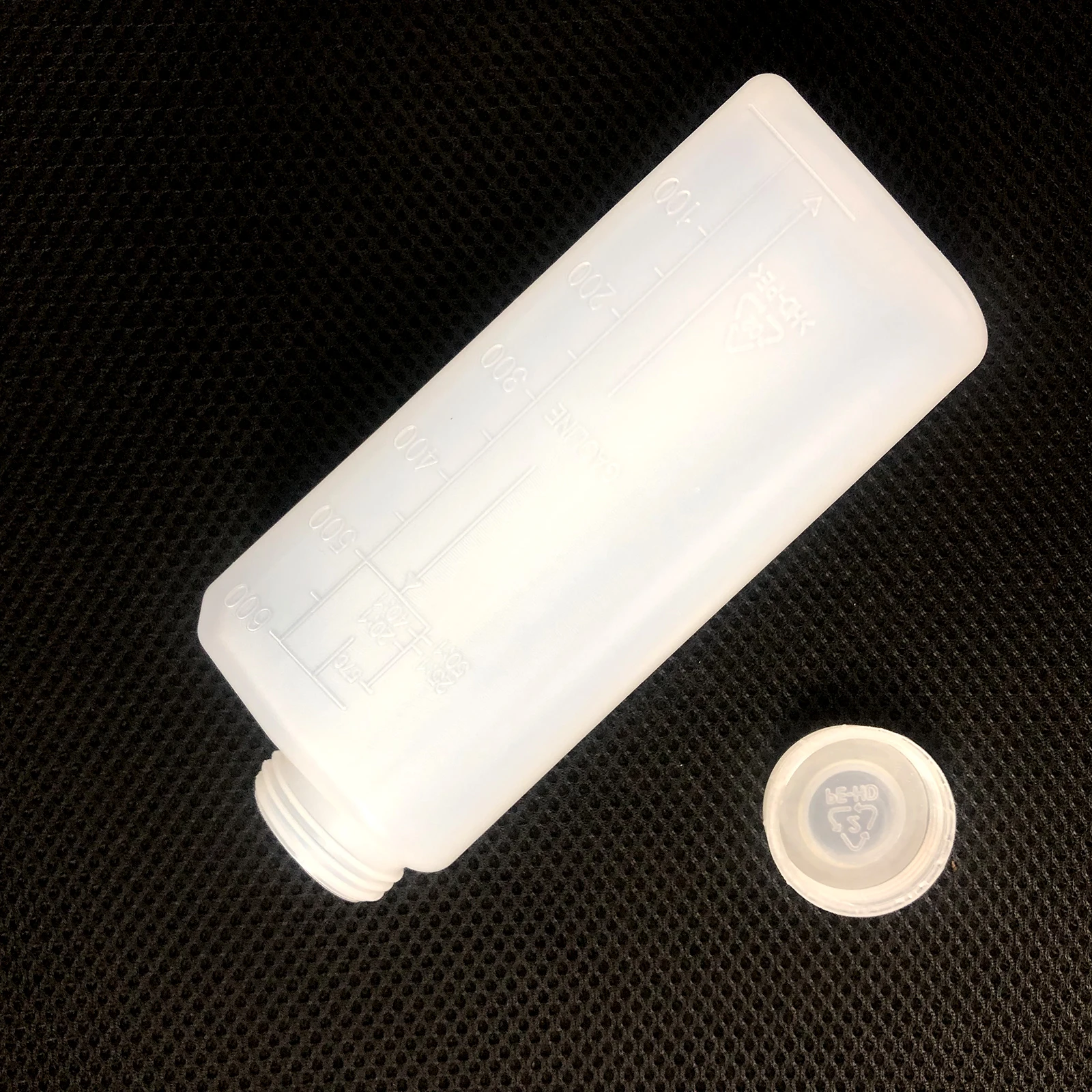 2-Stroke-Oil-Petrol-Fuel-Mixing-Bottle-with-Scale-600ML-Container-for ...