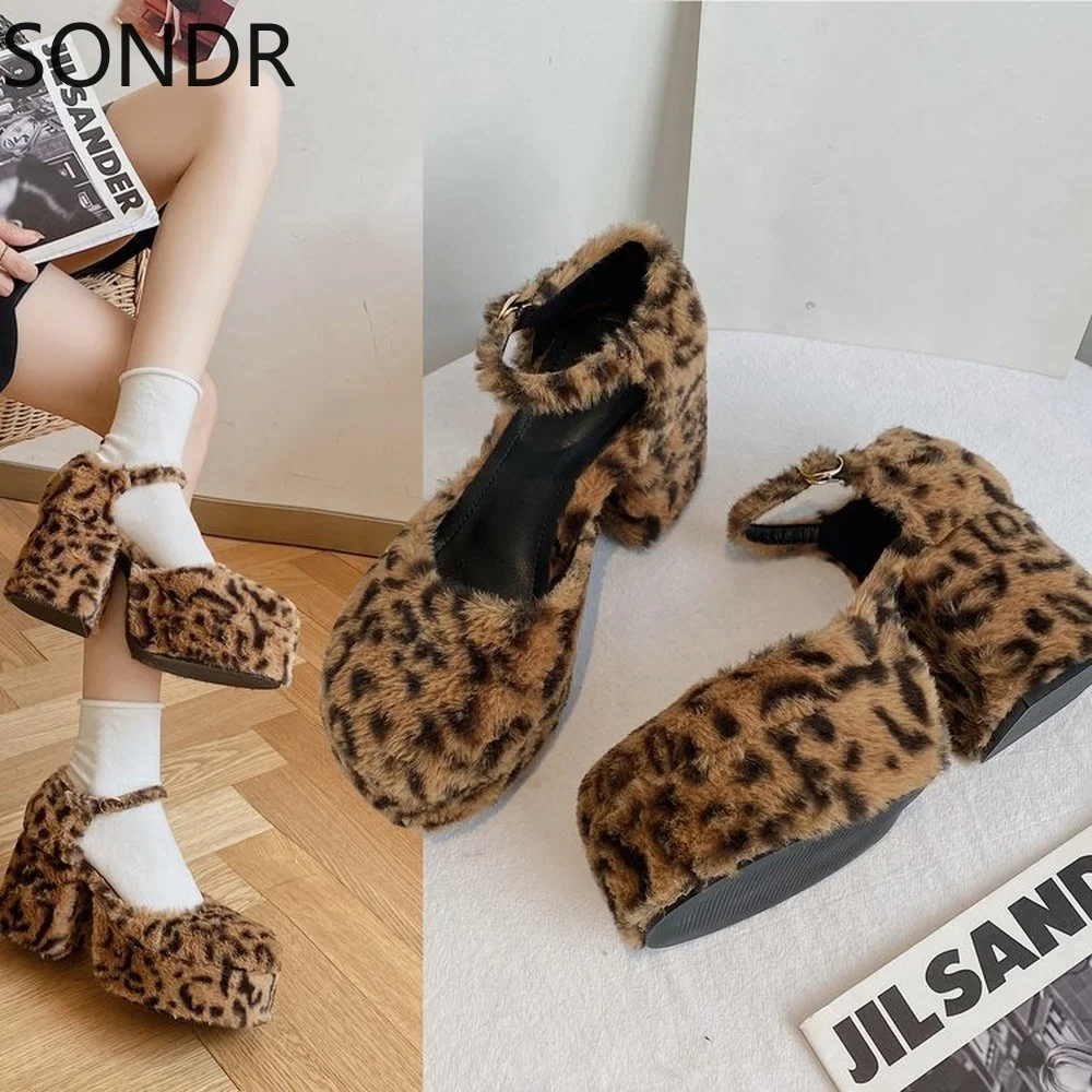 Shoes Cheetah Platform Pumps