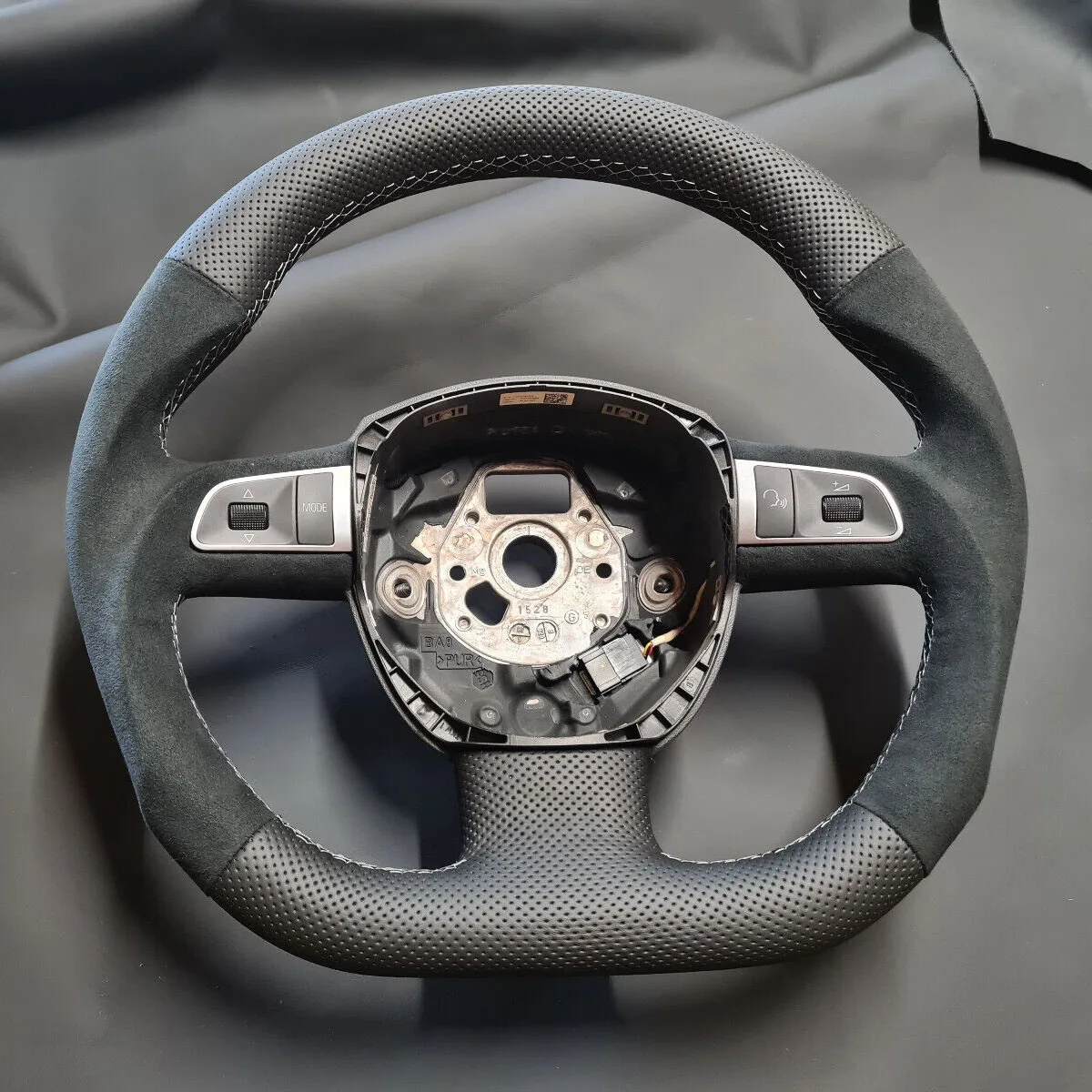 Alcantara-Sport-Steering-Wheel-For-AUDI-A4-B7-S4-RS4-A4-B8-S6-Flat ...