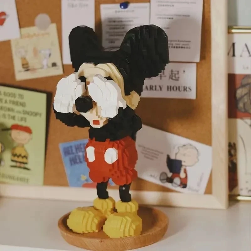 Blindfold-Mickey-and-Minne-Microparticle-Bricks-DIY-Mickey-Mouse ...