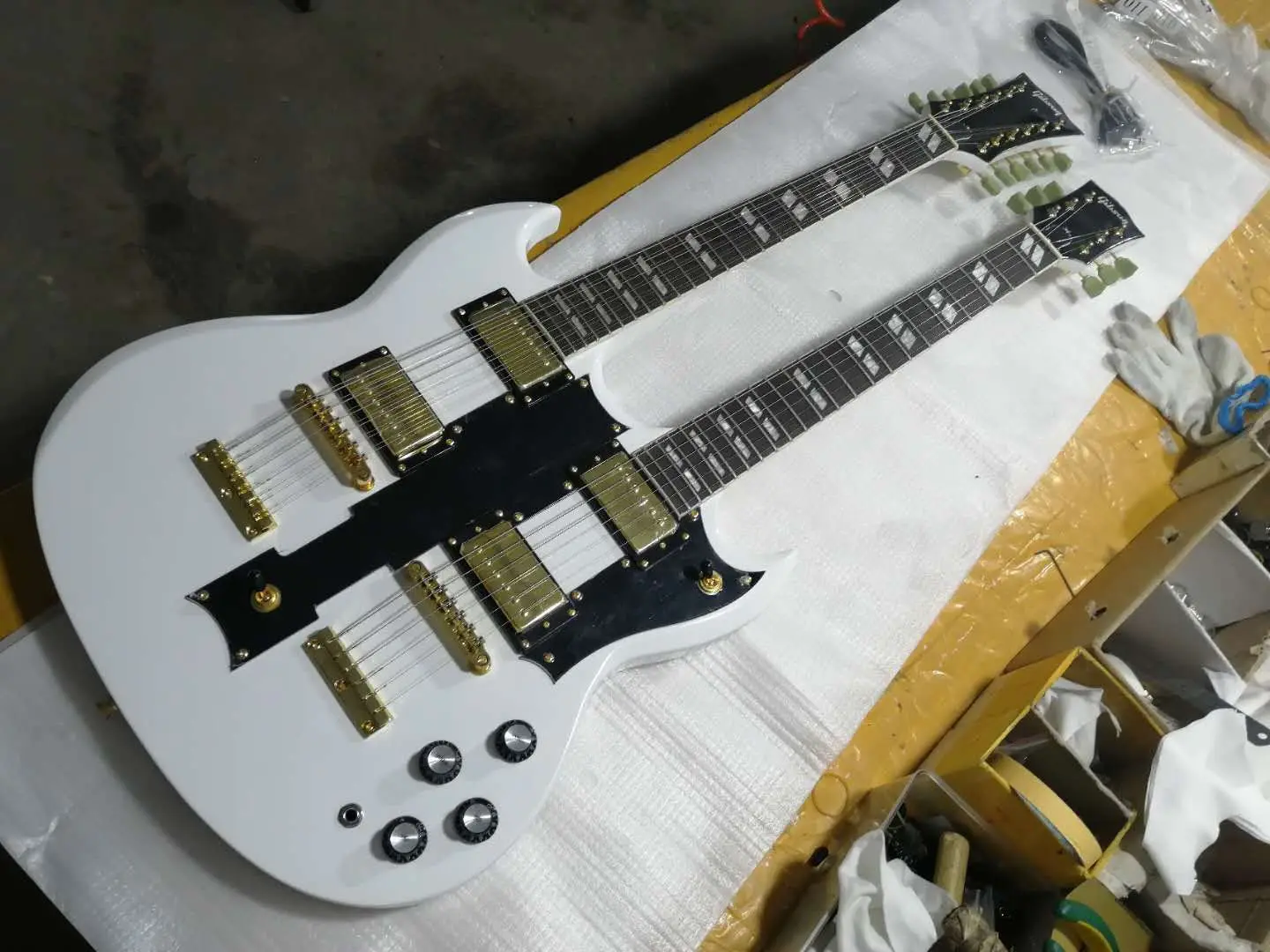 Double Neck Flying V