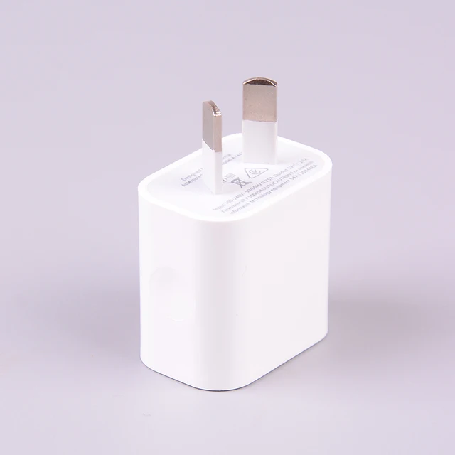 USB Charger Plug - Made Minimal