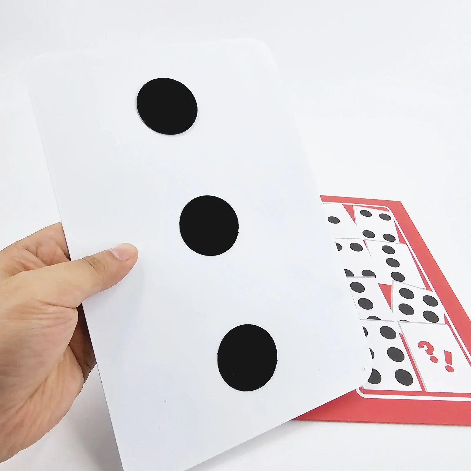 Magic Tricks Crazy Dots Multiplying Dot The Move Of The Spots Magie ...