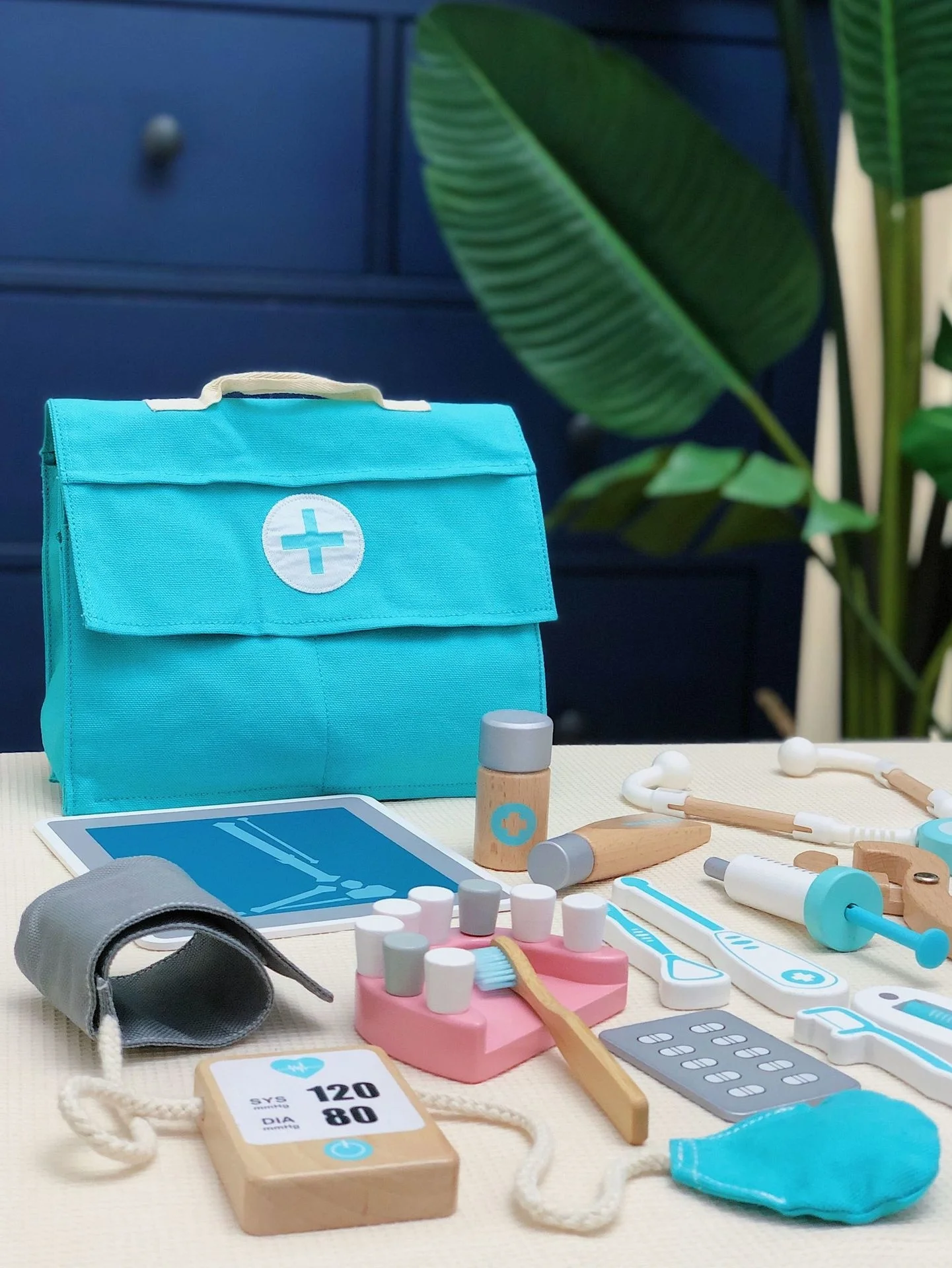 Ensemble de jouets de doctorat - Ensemble de jouets de docteur en bois ...