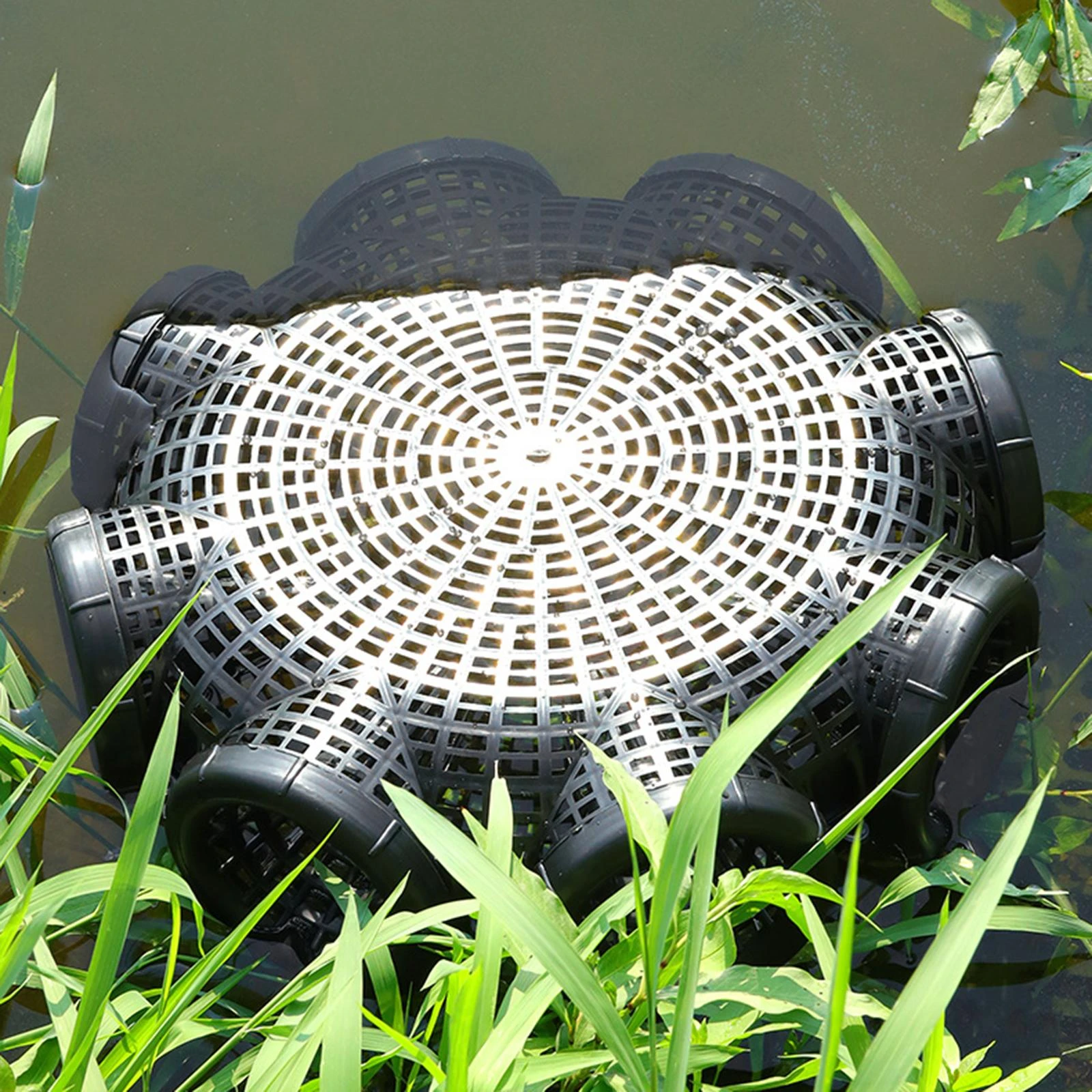 Portable Fishing Cage Baits Mesh Fishing Tackle Tool 8 Hole Net Trap ...