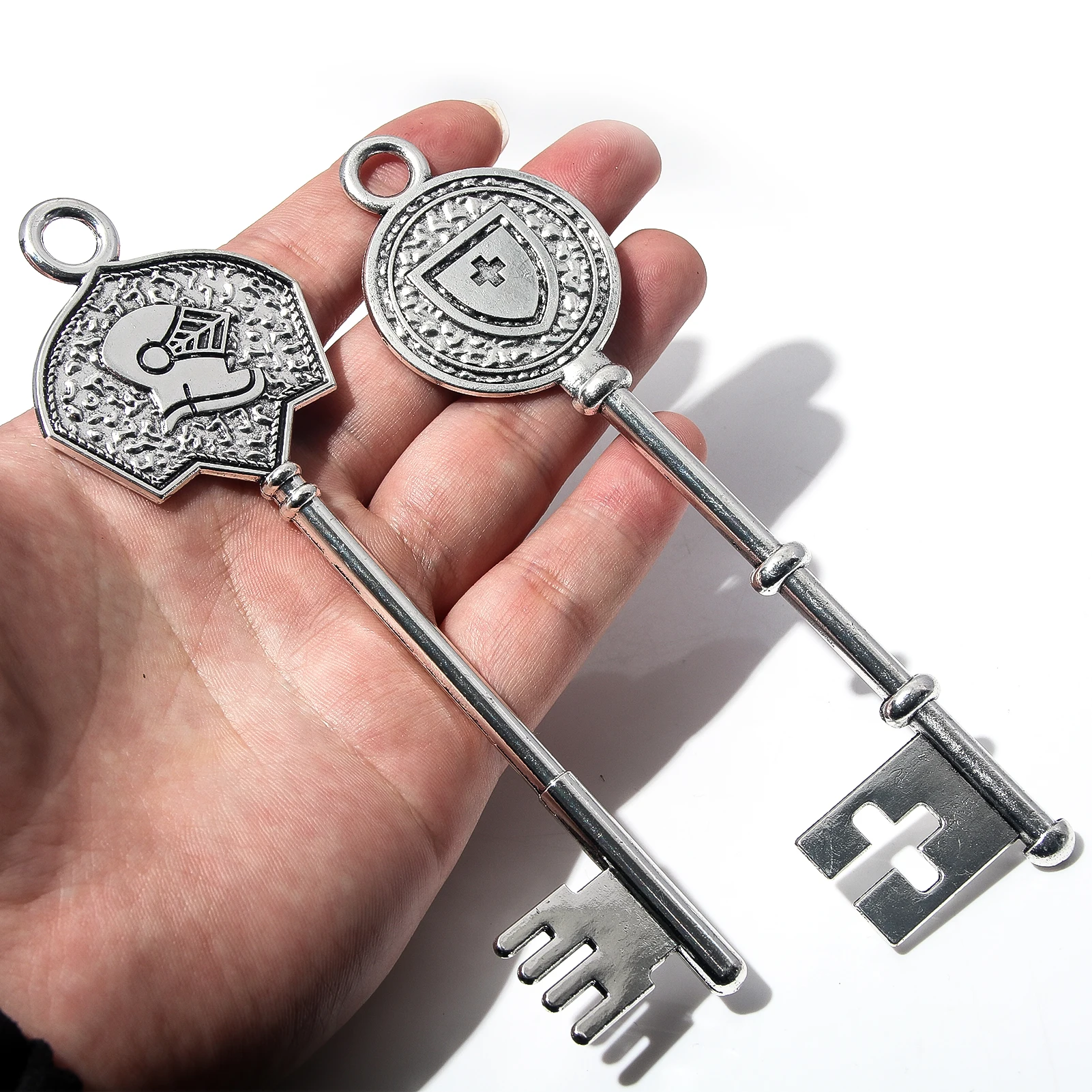 Game-Residents-Evils-Key-Pendant-Arcade-Block-Helmet-Shield-Metal-Key ...