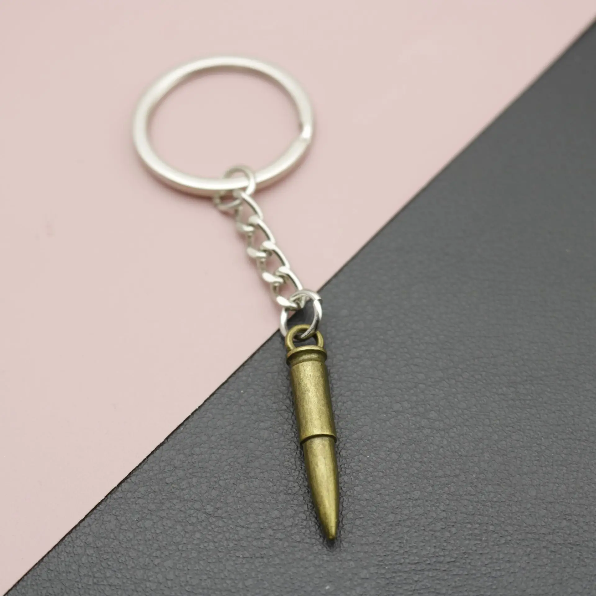 Men's creative key chain alloy bullet vintage key chain