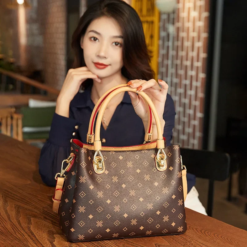 Fashionable-Women-s-Large-Capacity-Handbag-Trendy-High-end-Feel ...