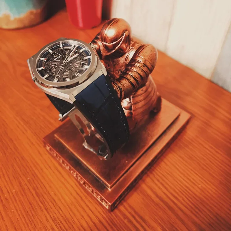 Armor-Knight-Desktop-Ornaments-Creative-Watch-Holder-Stand-Display ...