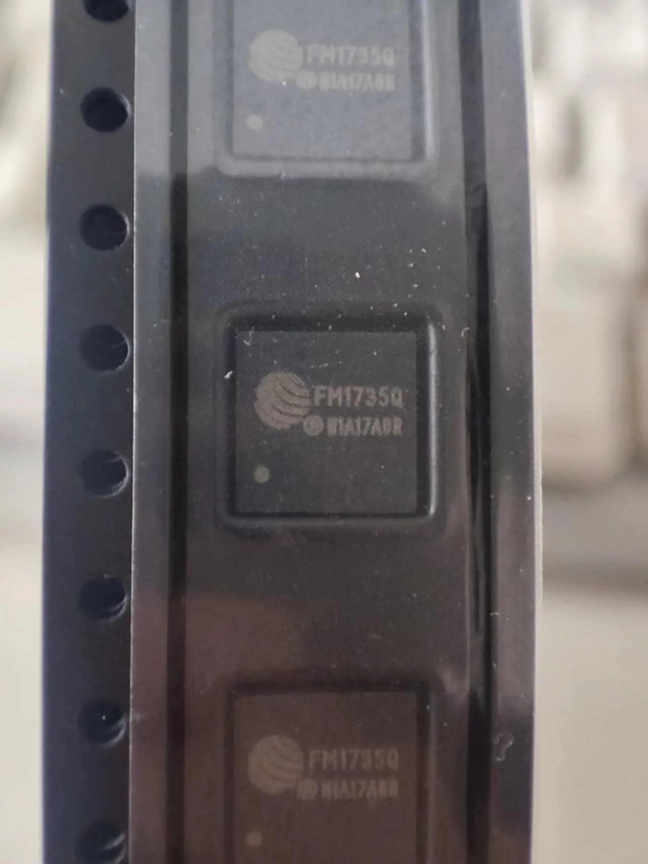 FM1735-FM1735Q-1-10-QFN-40-100.jpg