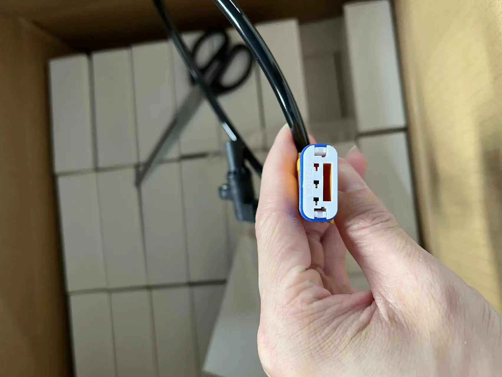 Input-And-Output-Transmission-Speed-Sensor-7700100008-7700103119-252928 ...