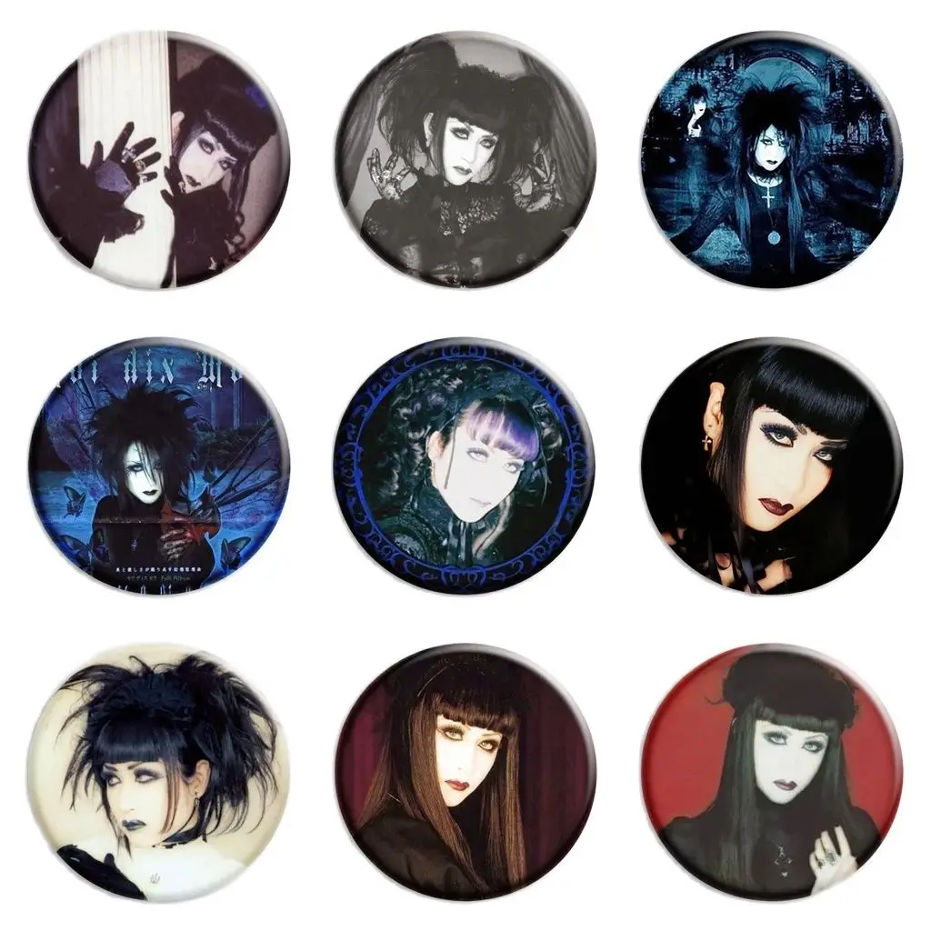 30Style-Moi-Dix-Mois-Malice-Mizer-Mana-Sama-Button-Pin-Retro-Gothic ...