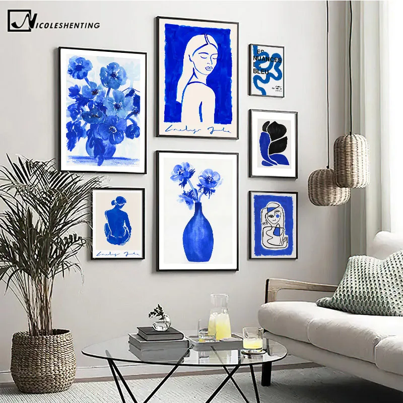 Retro Blue Abstract Design