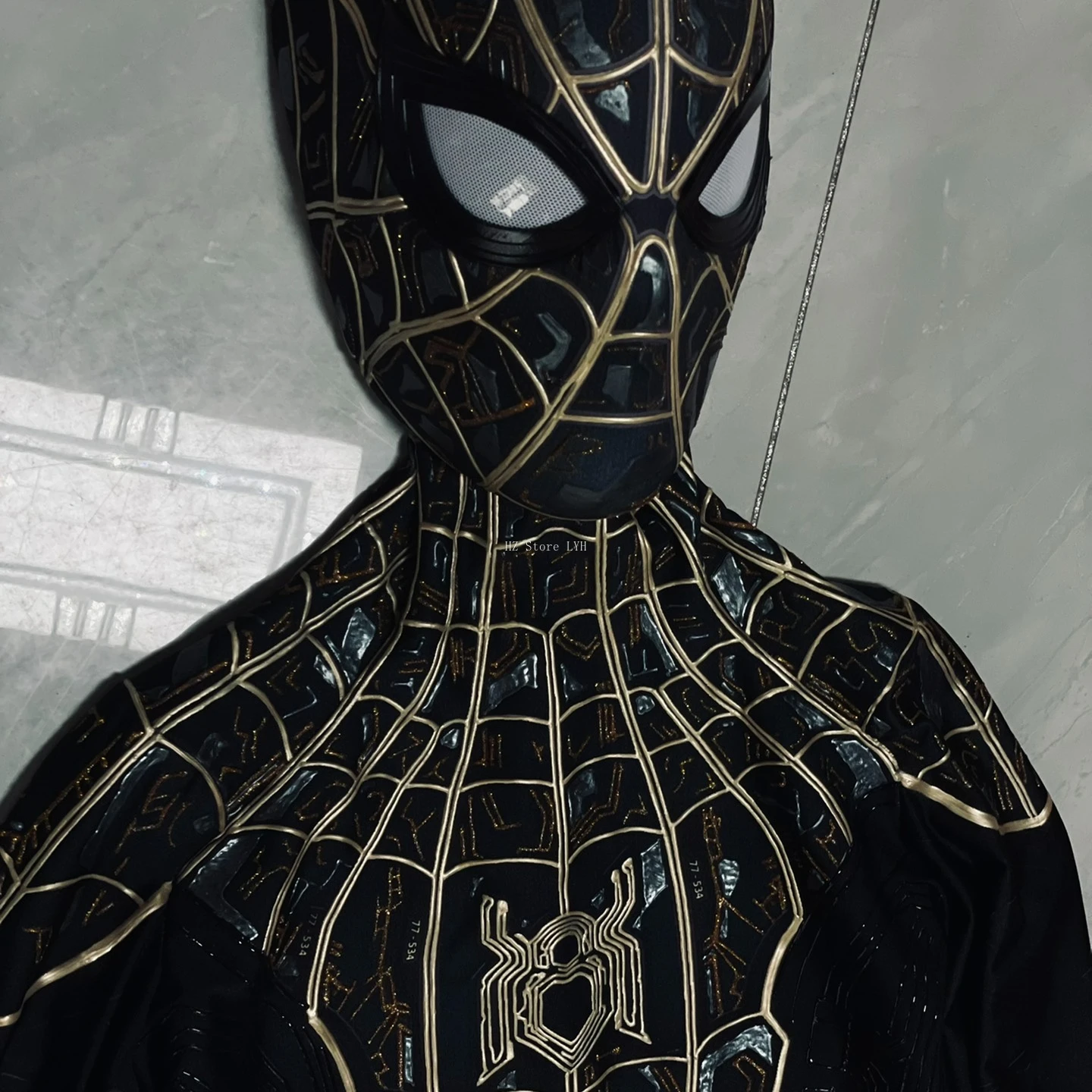 Marvel-Spider-Man-3-No-Way-Home-Black-Gold-Spider-Man-Suit-with-Mask-1 ...