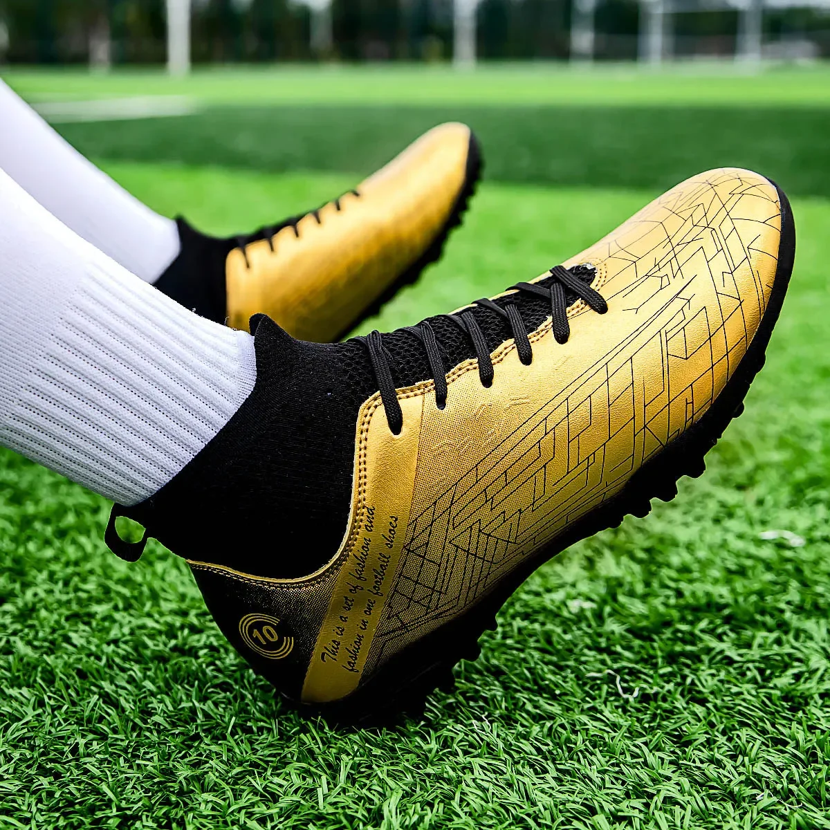 Original-Men-s-Professional-Football-Shoes-Non-slip-Nails-Football ...