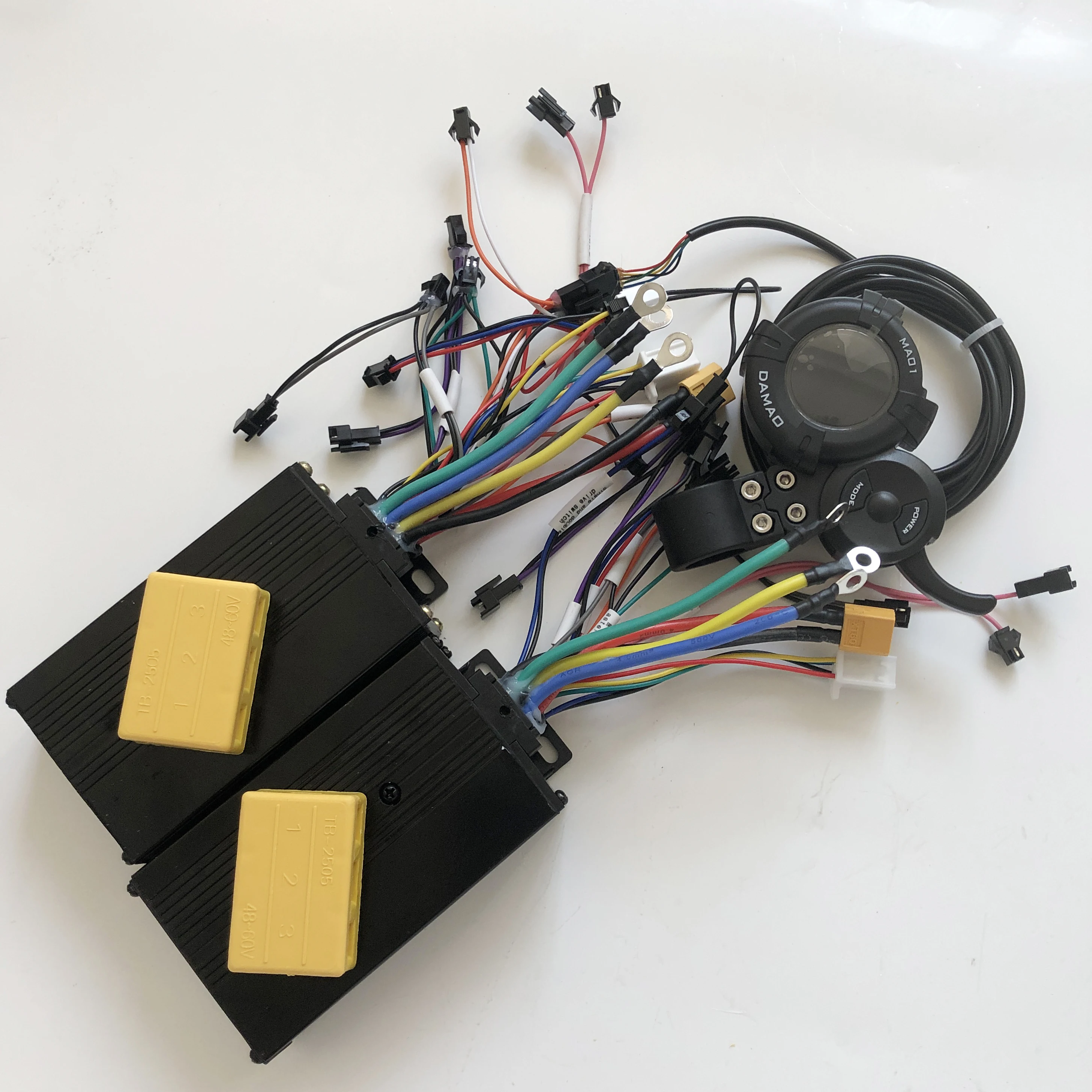 Dual-Drive-Controller-mit-buntem-LCD-Display-48V-60V-45A-60V-72V-50A-f ...