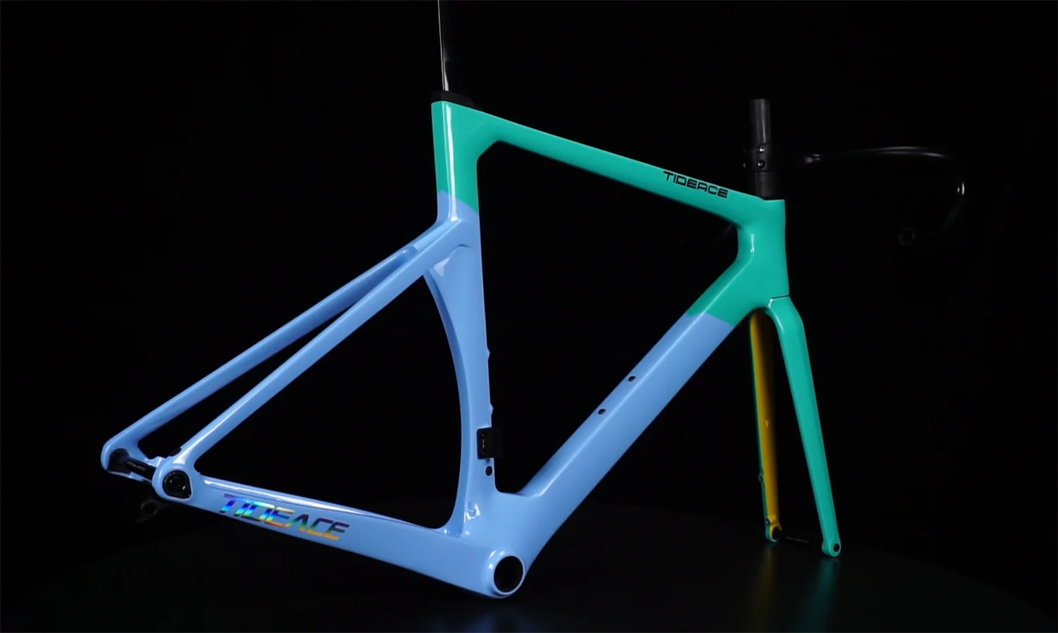 Endurance Aero Carbon Road Frame – Outdoor Gear & Equipment | The ...