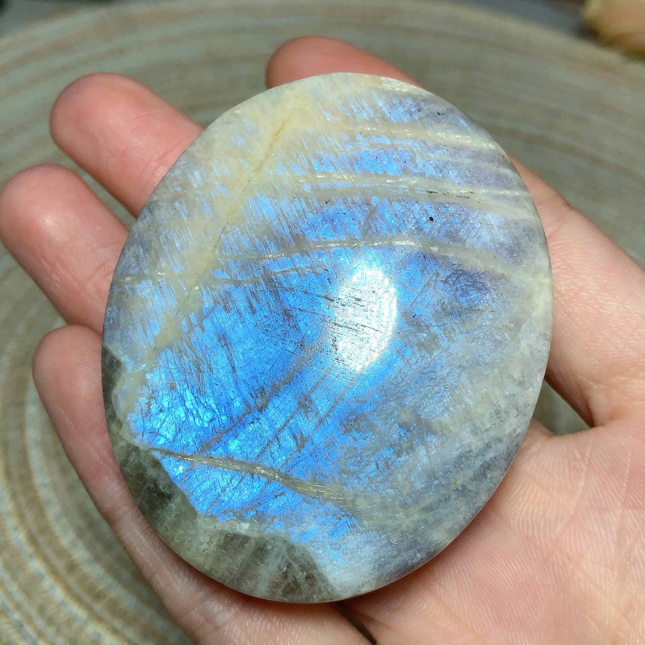 High-Quality-Natural-Crystal-Rainbow-Moonstone-Plams-Wholesale-Gemstone ...