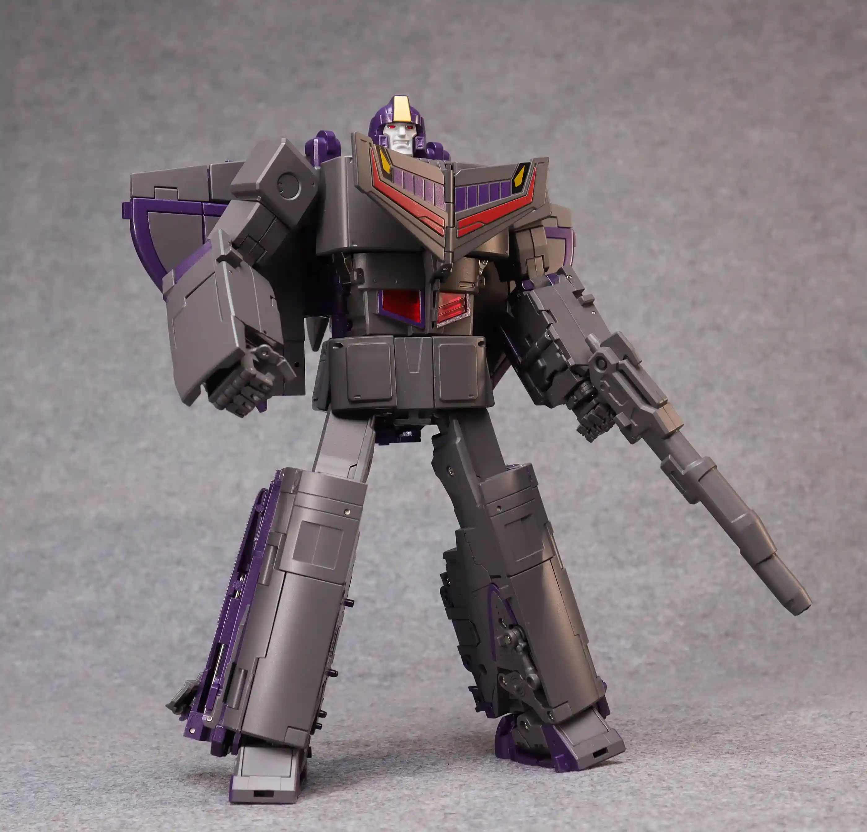 RP-44-RP44-Astrotrain-Thomas-KO-FT-44-FT44.jpg
