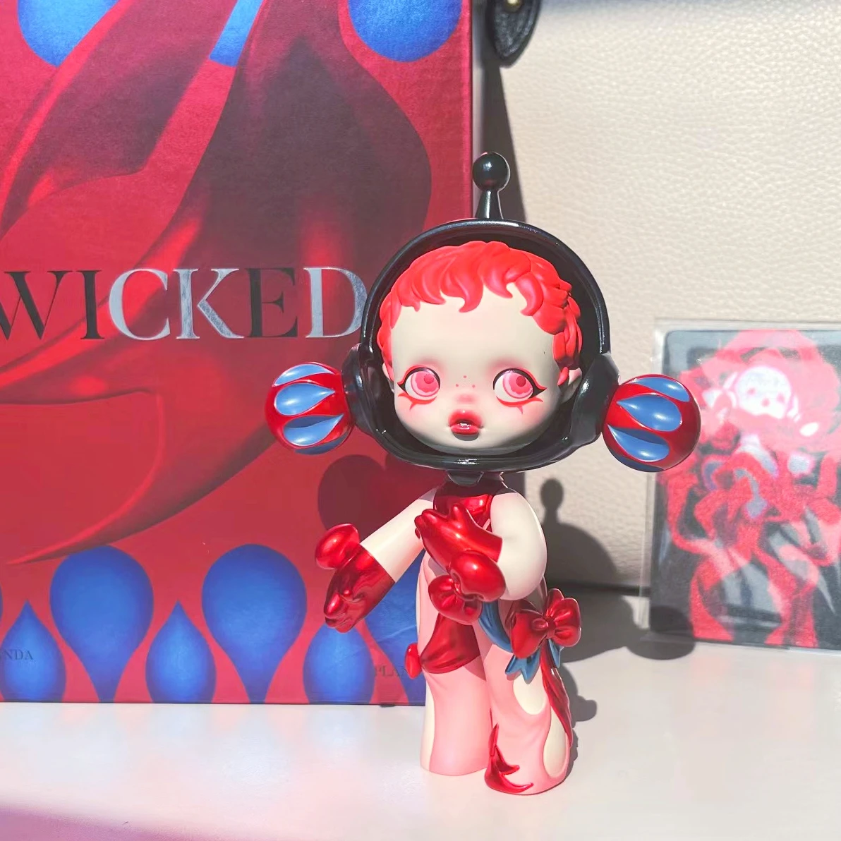 Skullpanda-Baby-Supernatural-Figure-Wicked-Lure-Red-and-Black-Cool ...