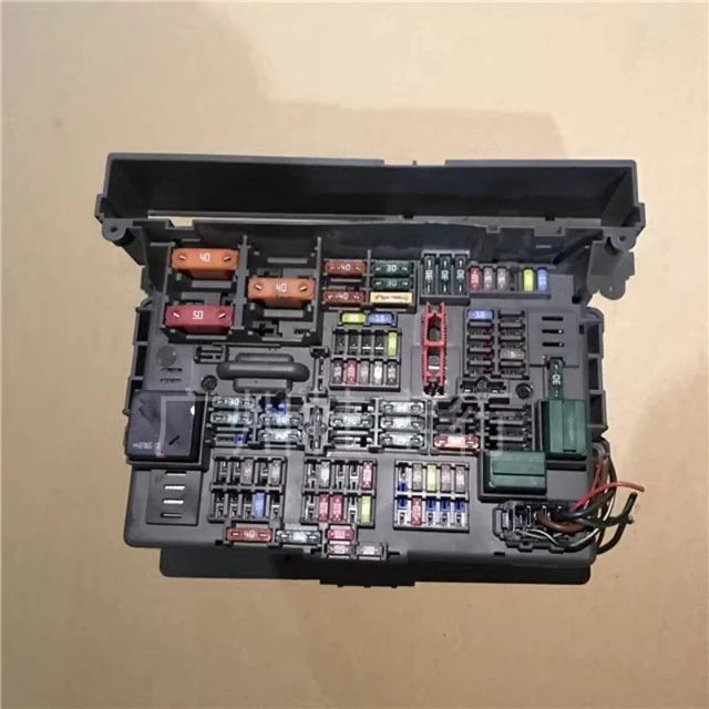 Bmw 3 Series Fuse Box