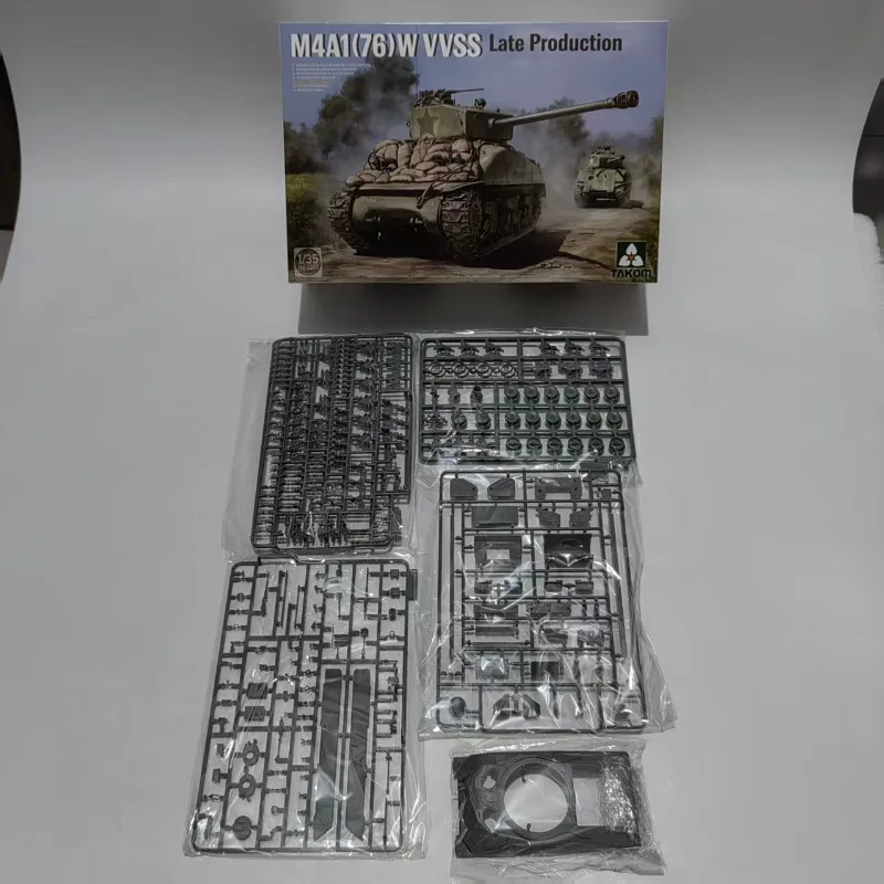 TAKOM 2207 1/35 M4A1 76(W) VVSS Late Production Tank Military Assemble ...