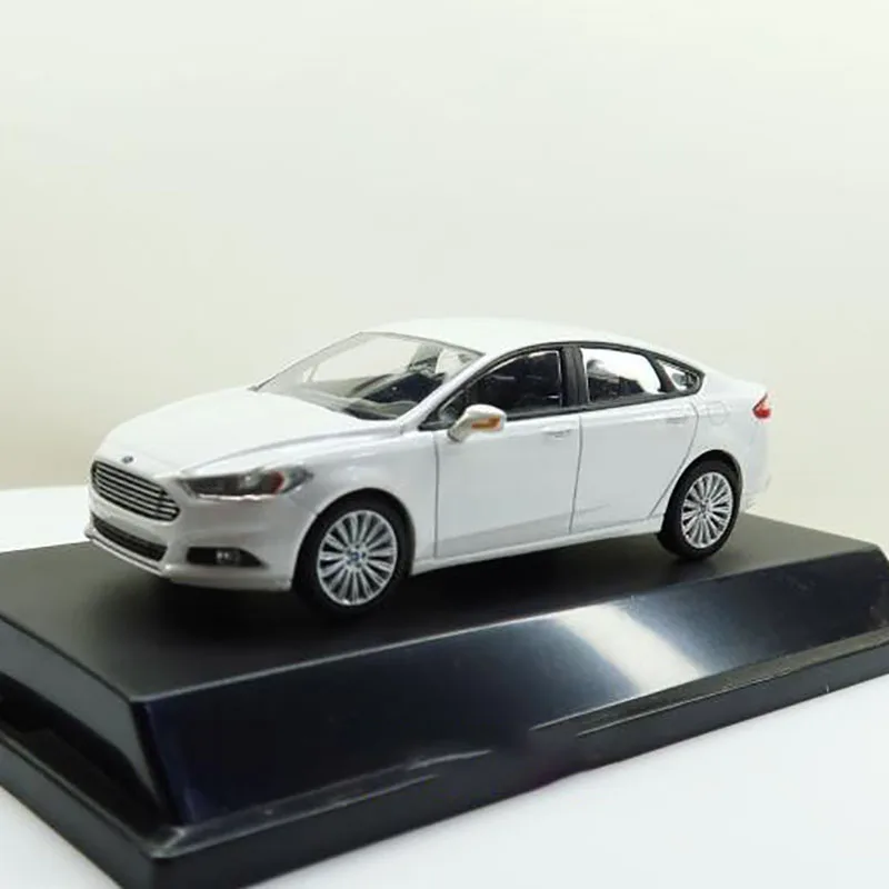 1:43 Diecast Alloy Ford Fusion Mondeo Car Model Simulation Classic ...