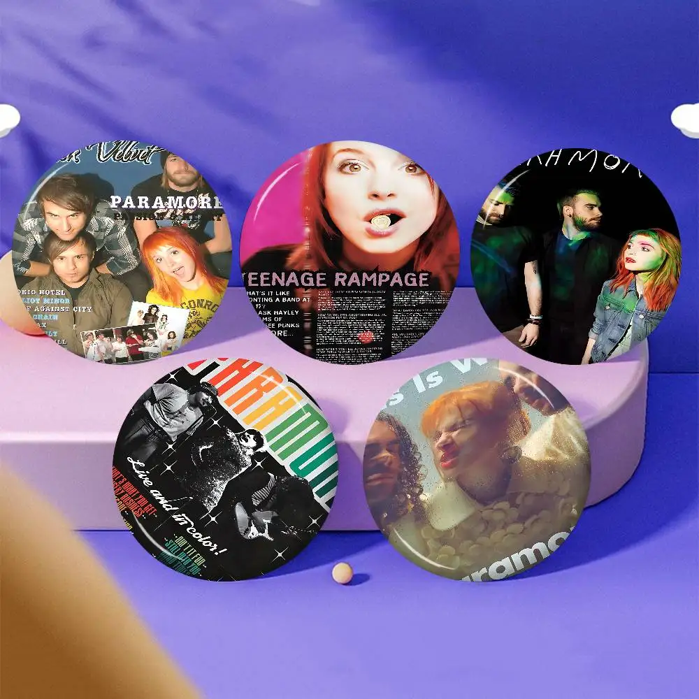 Rock Band Par-Paramore Vintage Tinplate Soft Button Pin Brooch Metal ...