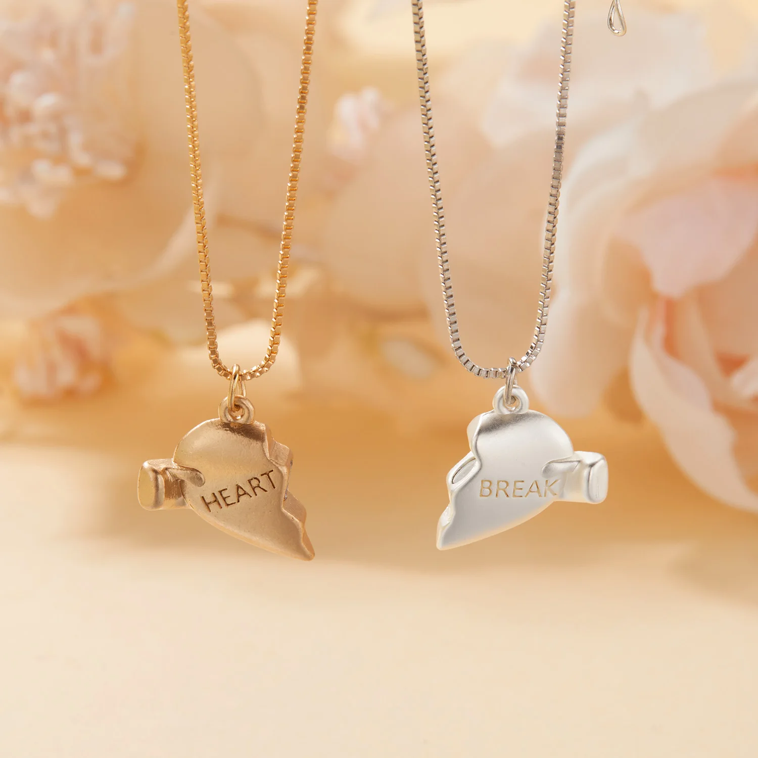 Colliers créatifs de Couple en cœur brisé magnétique pour femmes ...