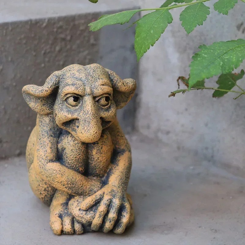 Gargoyle Sculpture Troll Garden Decoration Sewer Monster Creative Funny ...