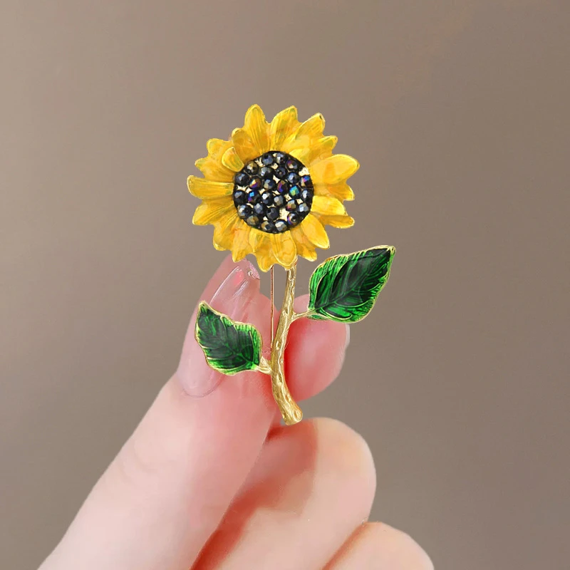 Shiny Rhinestone Sunflower Brooch Pin For Women Luxury Zircon Daisy ...