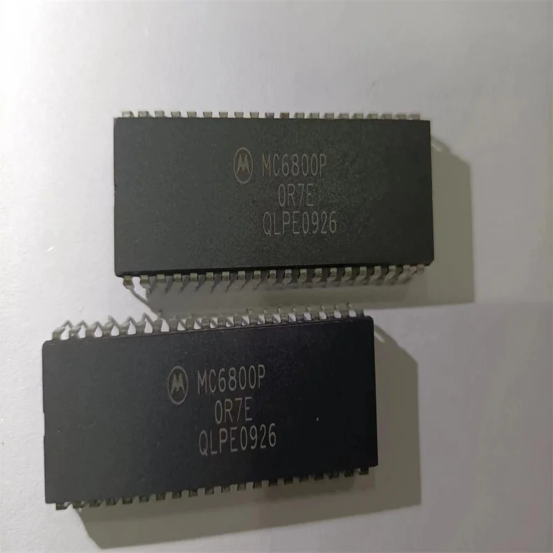 5PCS-MC6800P-DIP40-IC-CHIP-Quality-Assurance.jpg