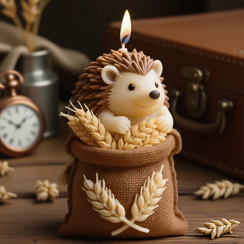 A cute hedgehog-shaped candle mold, resistant to high temperatures and ...