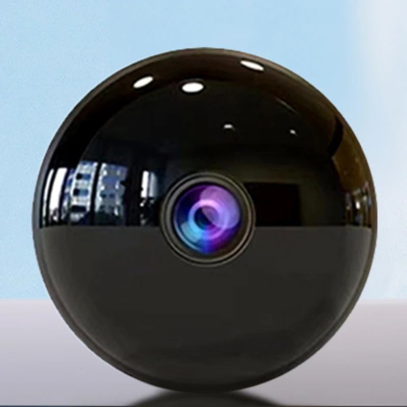 The-camera-is-wirelessly-connected-to-the-mobile-phone-and-there-is-no ...