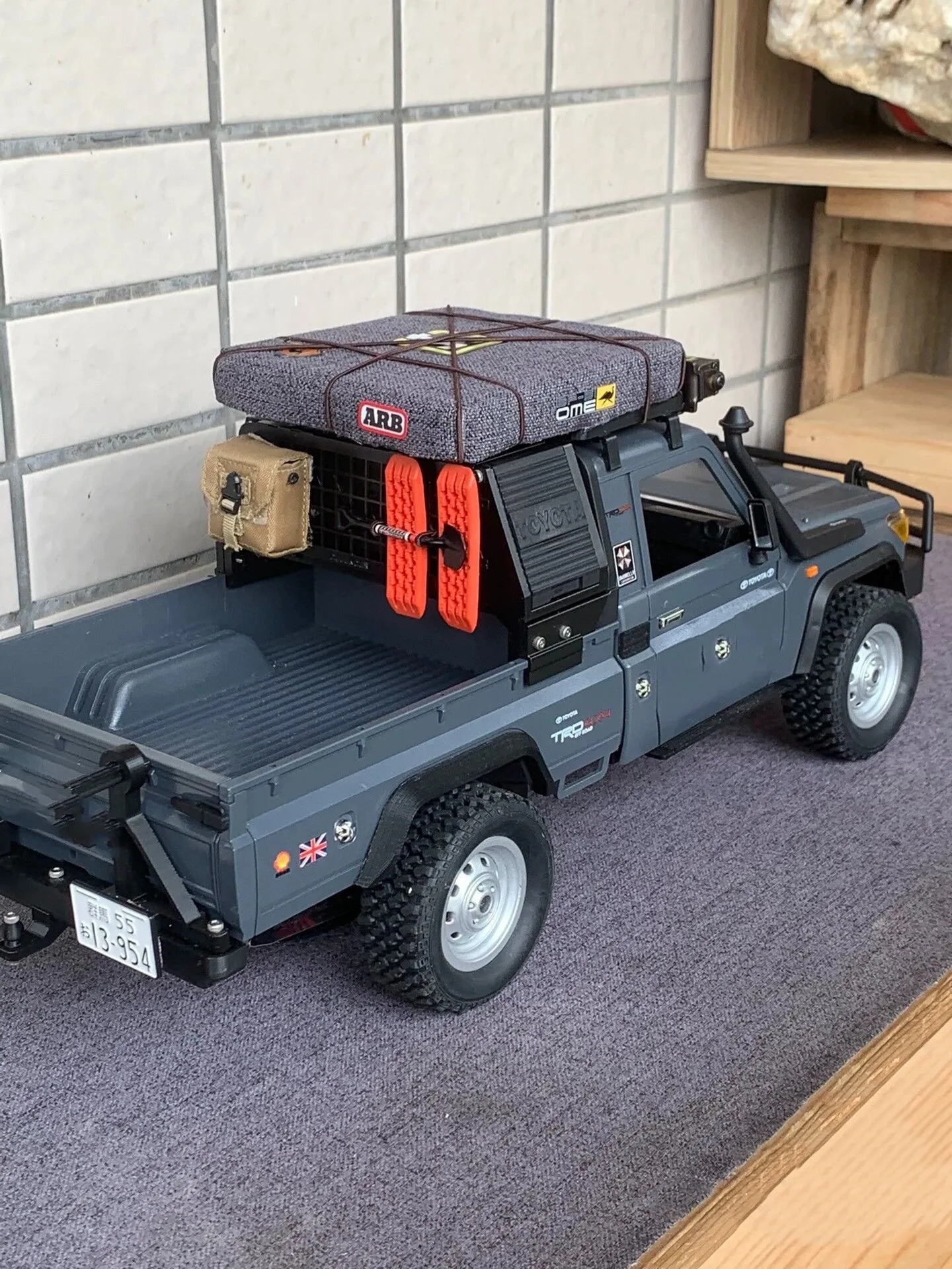 Upgrade-modification-Rear-bucket-window-for-MN-MODEL-MNRC-MN82-1-12-RC ...