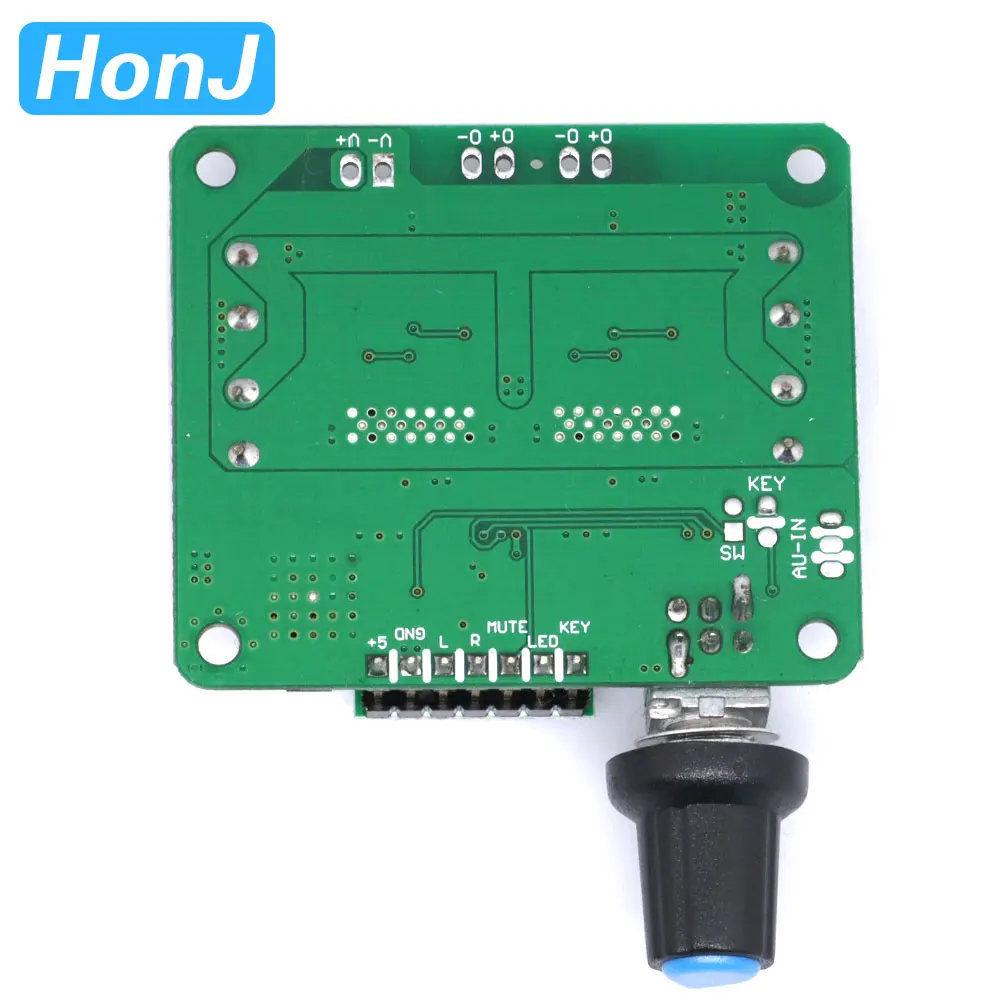 출력 전력은 30W X 2 (@ 16v) 이며 8 옴 및 4 옴으로 연결할 수 있습니다.