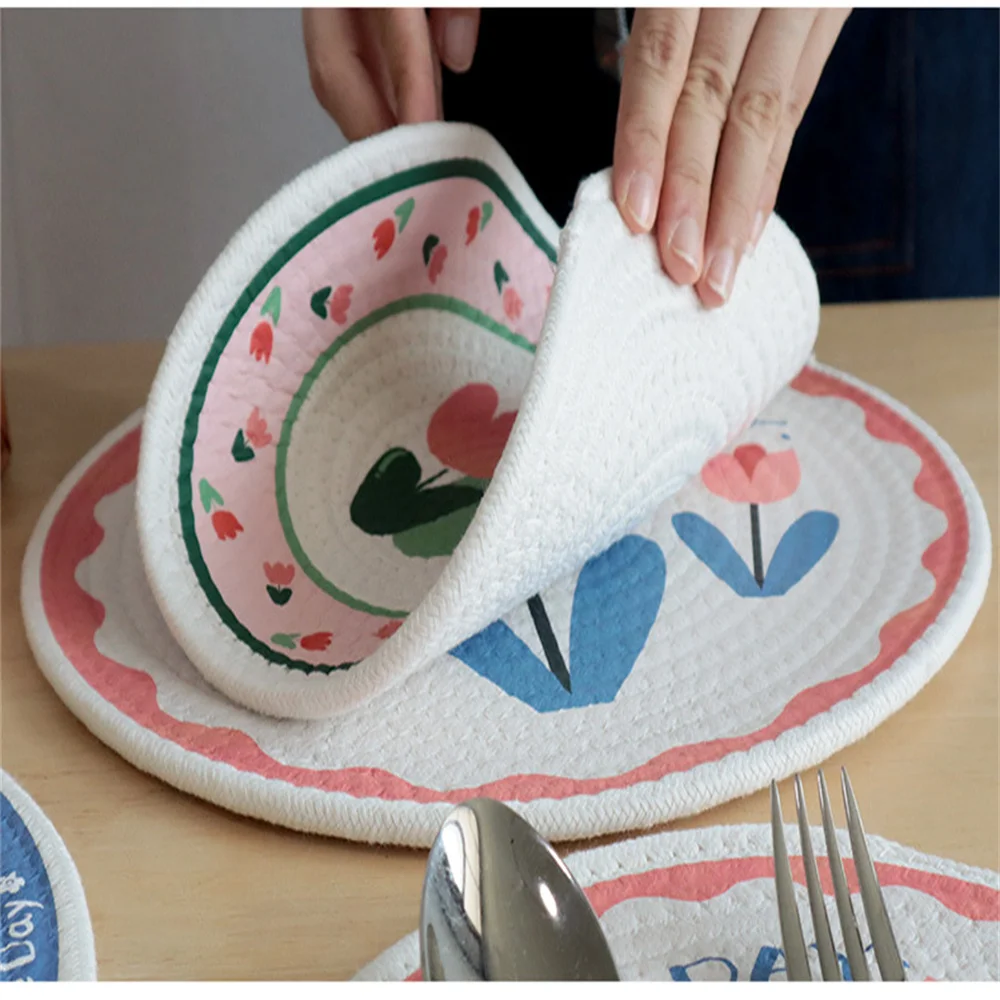 Dining-Table-Decorative-Mat-The-Edges-Are-Neat-And-Beautiful-Good-Anti ...