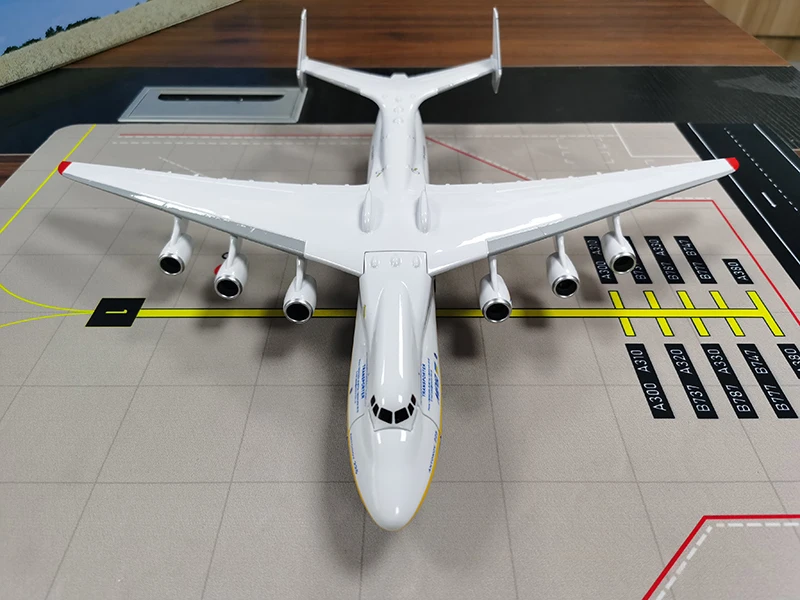 Antonov AN225 Mriya - 42CM - Scale 1:200 - Folding Nose - Airplane Mod ...