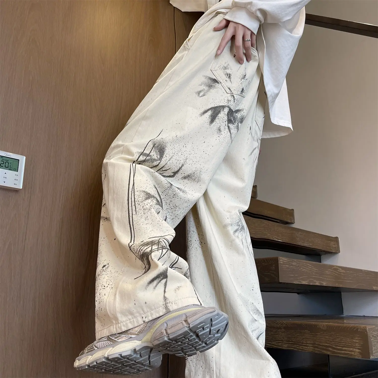 Men-and-women-hip-hop-personality-splashing-ink-graffiti-pants-American ...